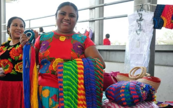 Bonafont y ONU Mujeres reconocen el esfuerzo de las mujeres graduadas ...