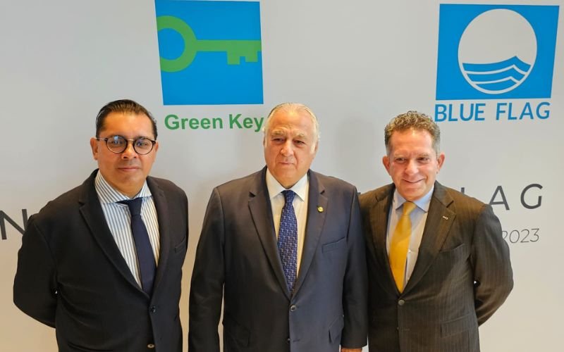 Posadas recibe distintivos Green Key y Blue Flag | RSE y Sostenibilidad